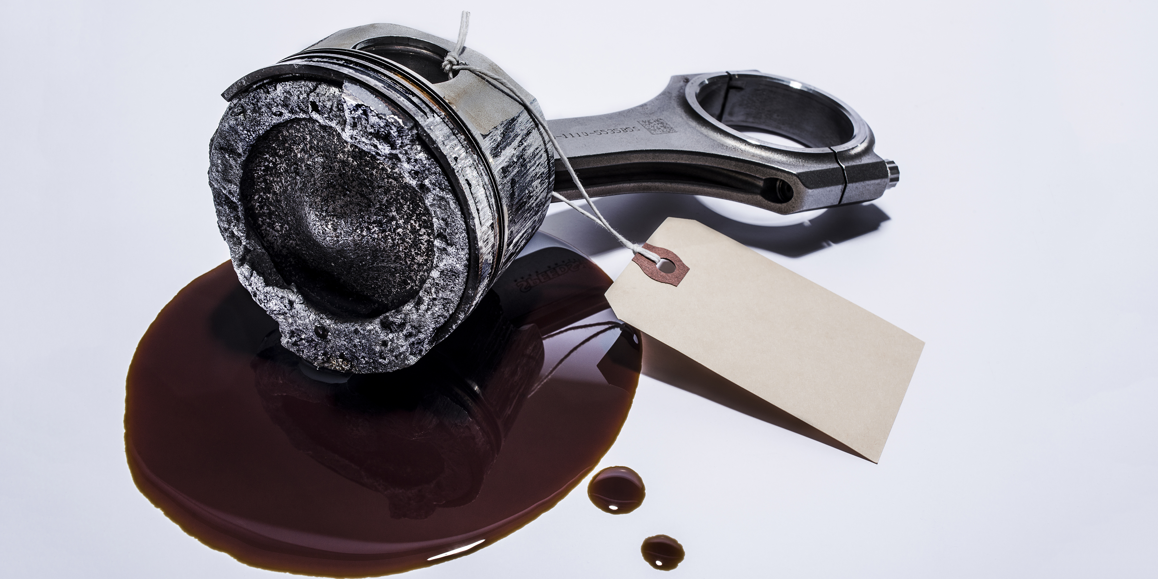 The short, brutal life of a racing piston