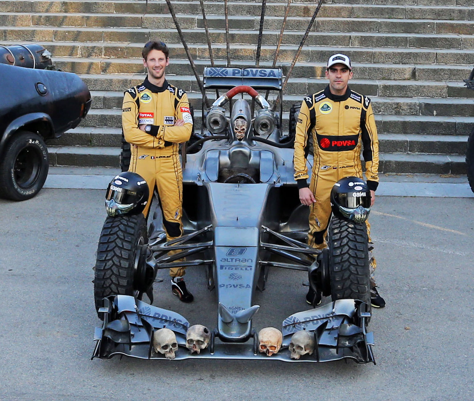 Kimi's testing equipment looks like two swiveling guns mounted at the ...