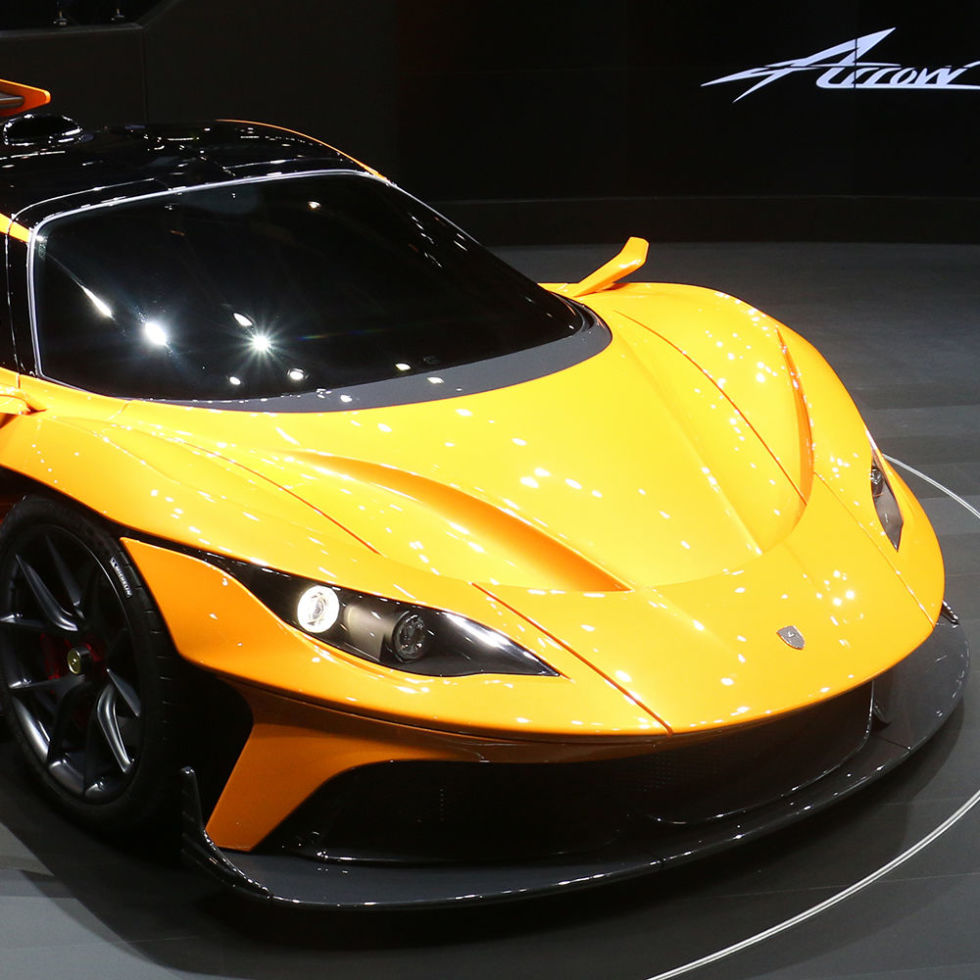 Gumpert Apollo Arrow #1000HP Apollo Arrow Hyper Car From Gumpert Video