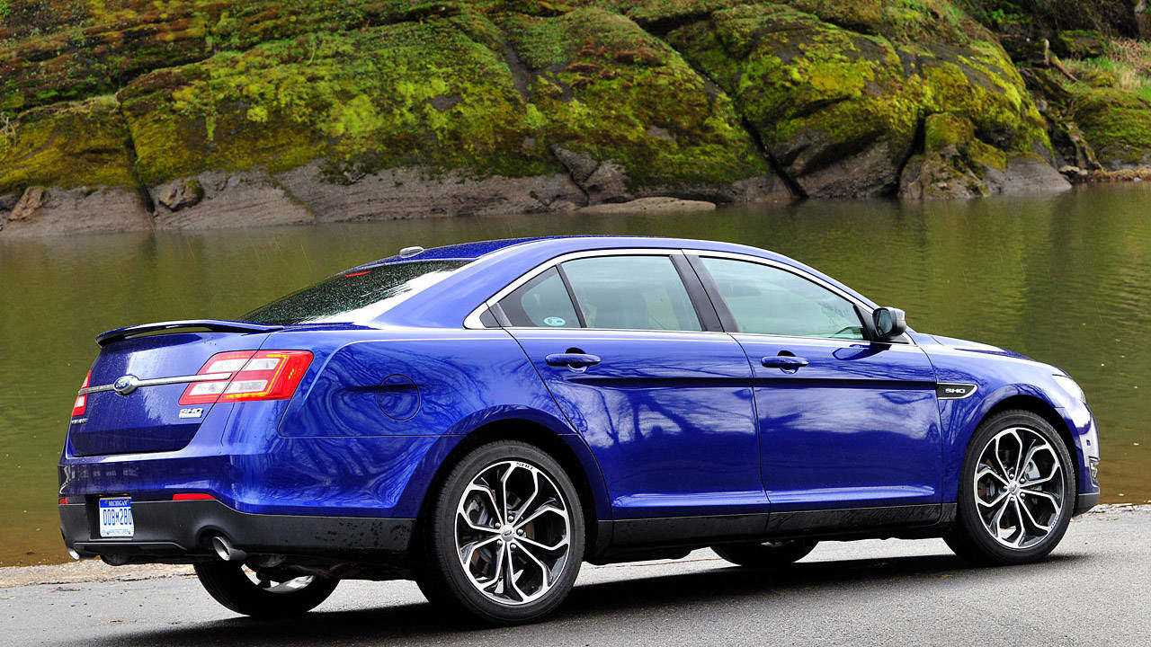 Photos: 2013 Ford Taurus SHO with Performance Package